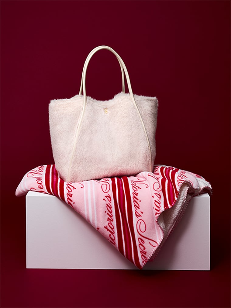 Buy Cozy-Fleece Blanket and Faux-Fur Tote Duo , Tote - Order Gift Sets ...